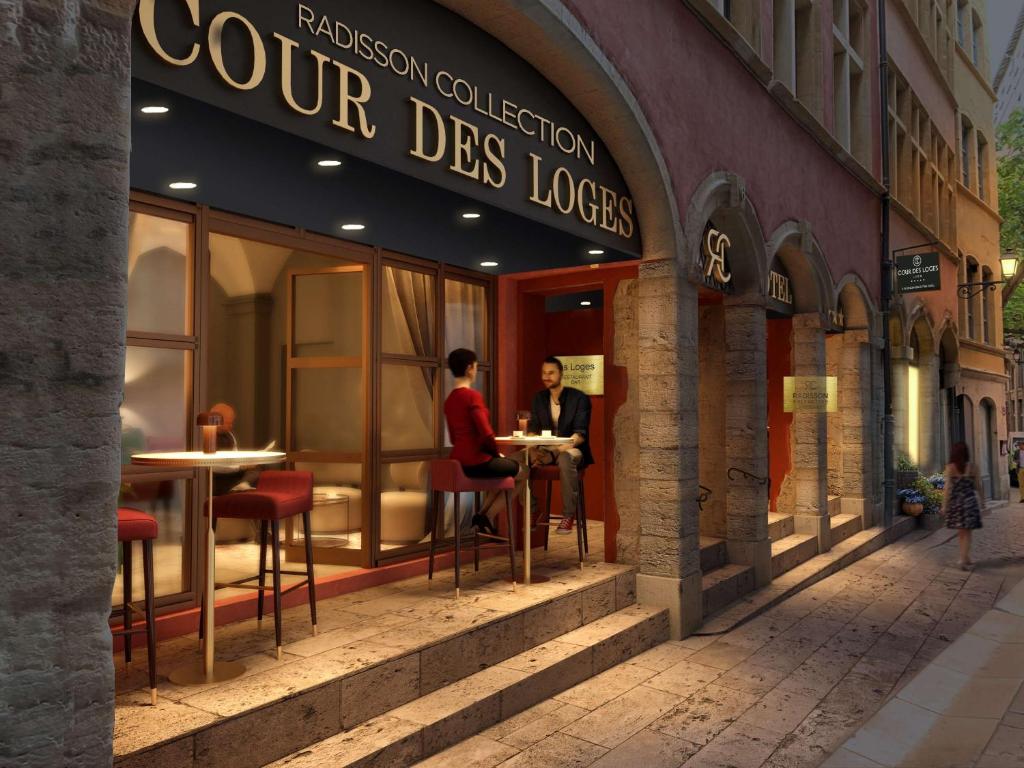 Cour des Loges Lyon, a Radisson Collection Hotel - Andando Por El Mundo